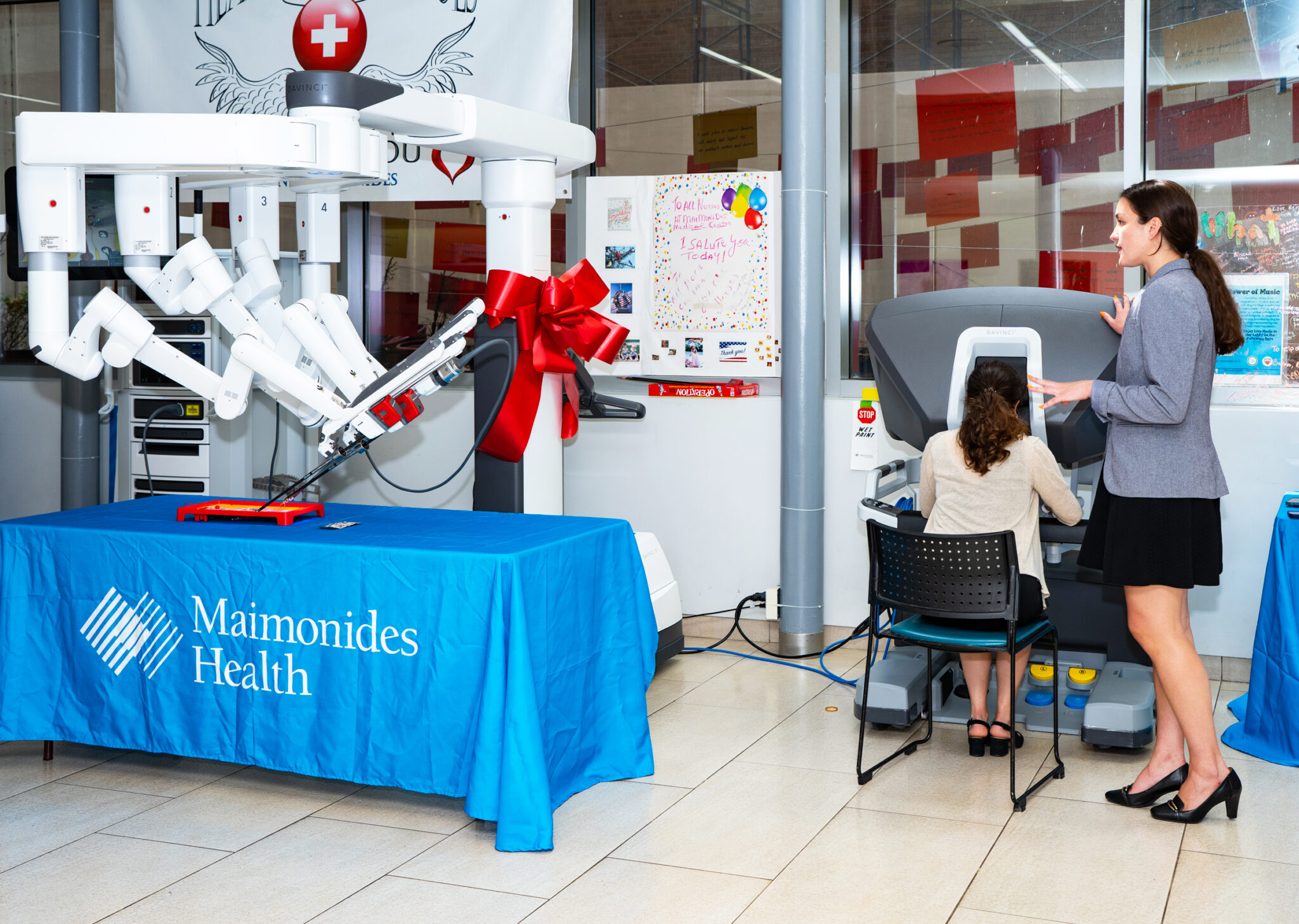 Maimonides Expands Brooklyn’s Largest Robotic Surgery Program ...